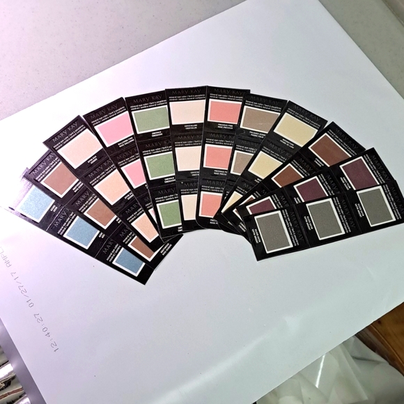 Mary Kay | Makeup | 36 Mary Kay Mineral Eye Shadow Samples | Poshmark
